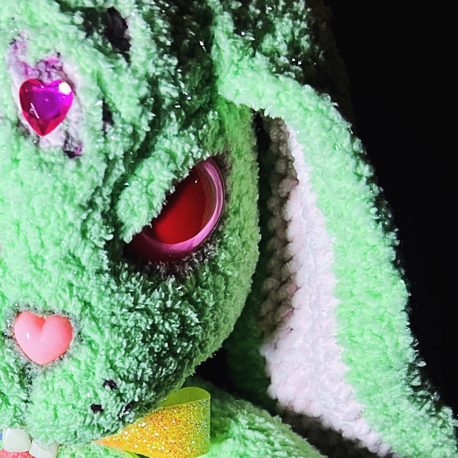 Radioactive Rabbit – Creatures And Cuties