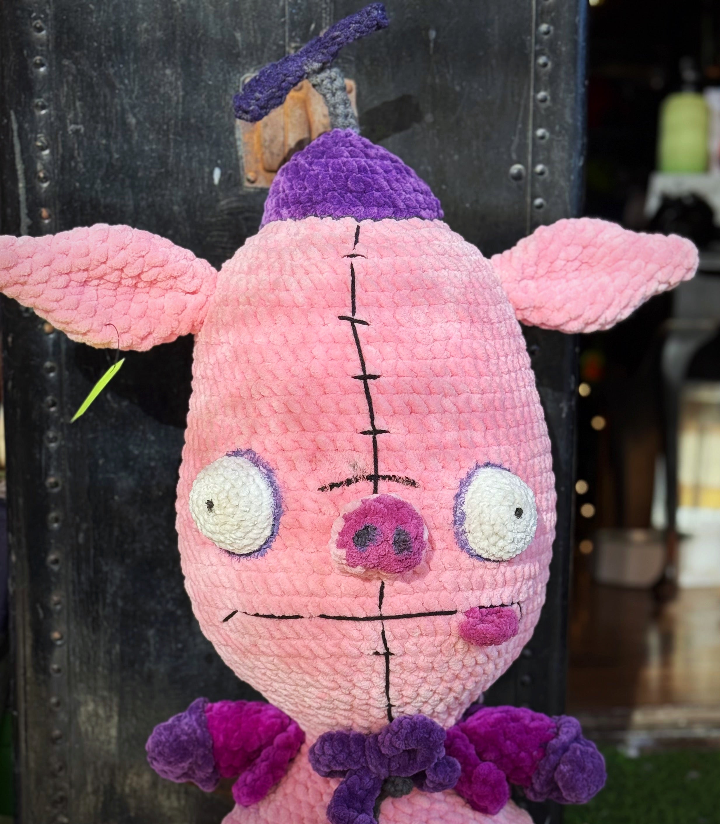 Bloaty the Cuddly Hog – Creatures And Cuties